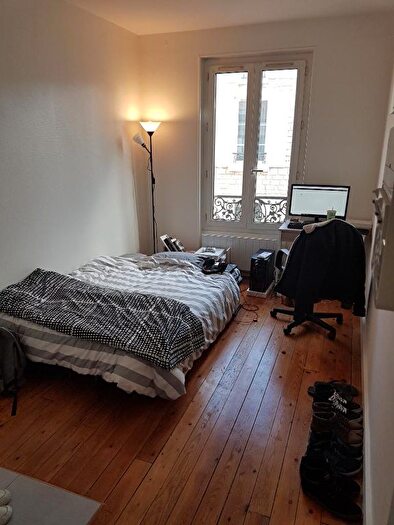 Appartement à louer - Saint-Germain-en-Laye, Centre-ville, Quartiers forestiers - 1 pièce