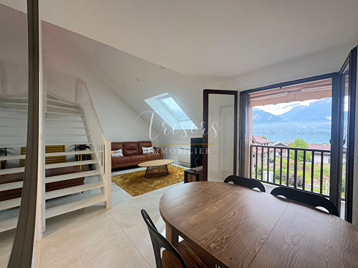 Appartement à vendre - Sevrier, Sévrier - 3 pièces - 2 chambres