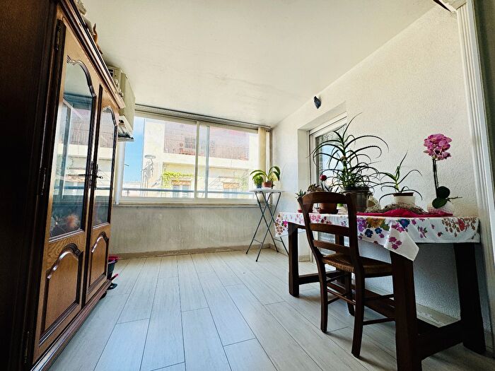 Appartement à vendre - Sète, Centre-ville - 3 pièces - 2 chambres