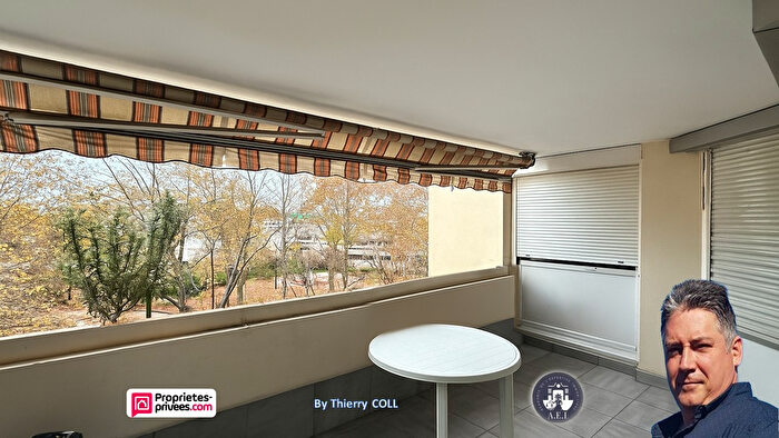 Vaulx-en-Velin, Centre Est - Appartement 4 pièces à vendre