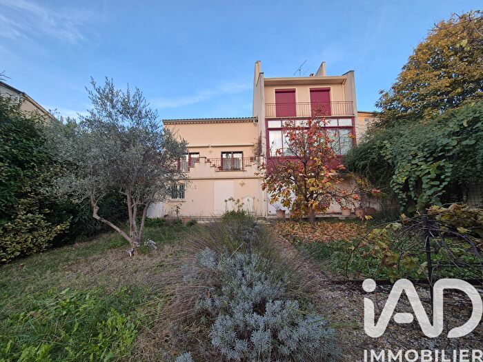 Maison à vendre - Manosque, Saint-Lazare - 6 pièces - 5 chambres