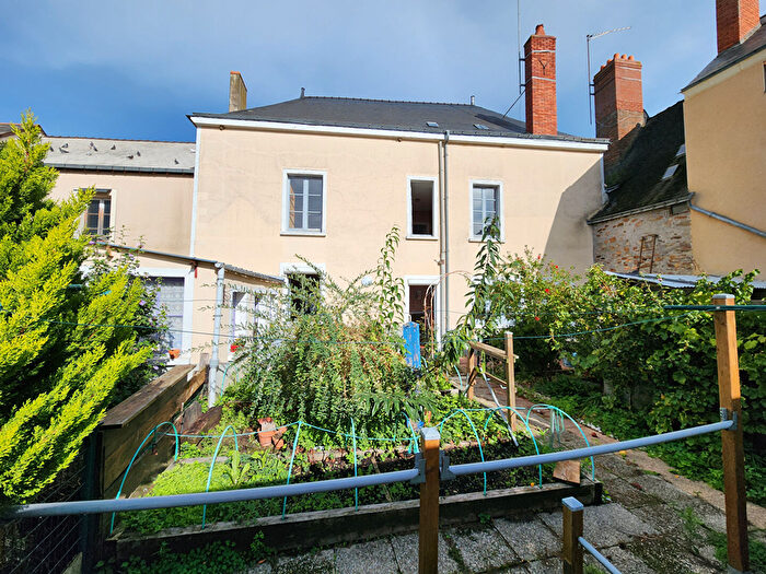 Maison à vendre - Cherré - 6 pièces - 4 chambres