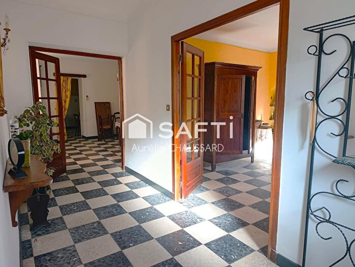 Maison à vendre - Cuxac-dAude - 9 pièces - 6 chambres
