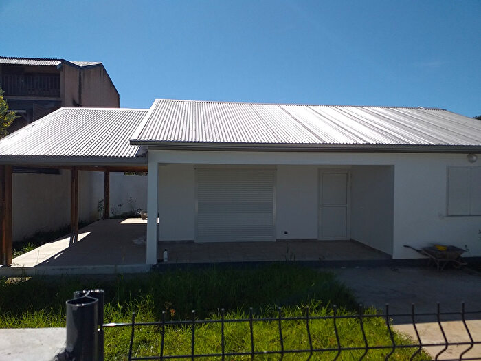 Maison à vendre - Le Tampon, Bois Court, Piton Hyacinthe - 3 pièces - 2 chambres