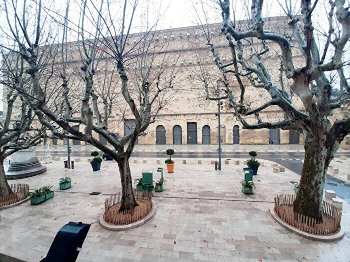 Appartement à louer - Argensol, Orange - 2 pièces - 1 chambre