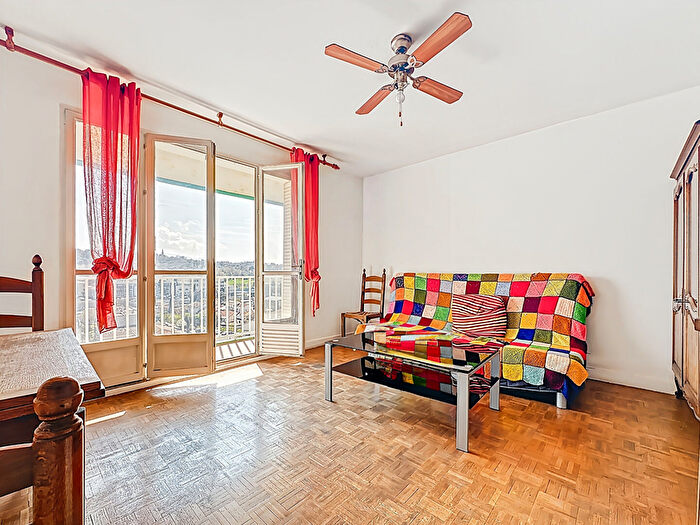 Appartement à vendre - Marseille e , Malpassé - 2 pièces - 1 chambre