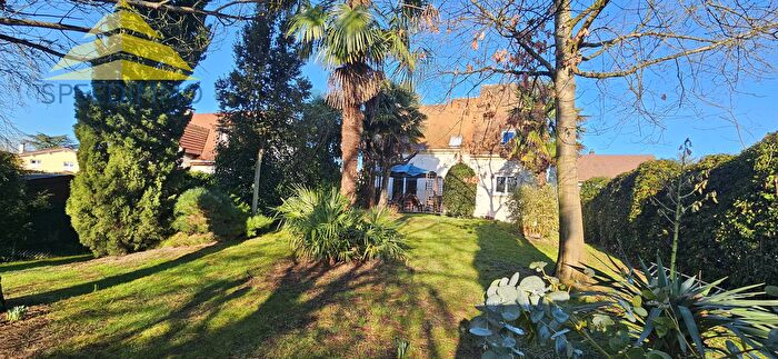 Maison à vendre - Mandres-les-Roses - 7 pièces - 5 chambres