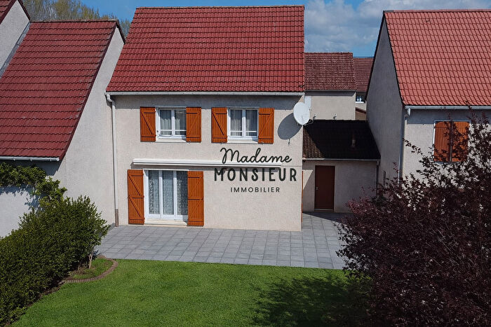 Maison à vendre - Morestel - 4 pièces - 3 chambres