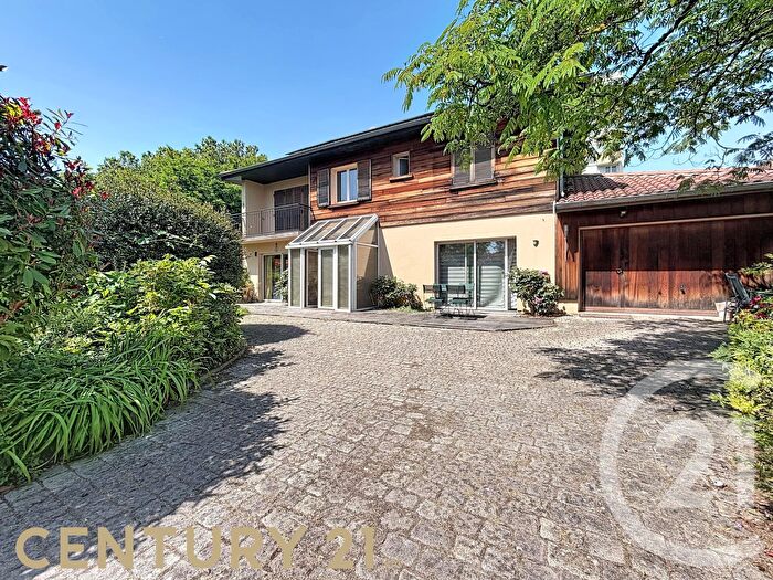 Maison 5 pièces à vendre à Sathonay-Camp