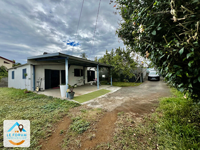 Saint-Pierre : Maison 4 pièces à vendre