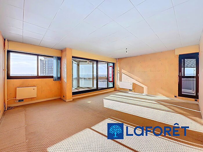 Appartement à vendre - Créteil, Pointe du Lac - 5 pièces - 4 chambres