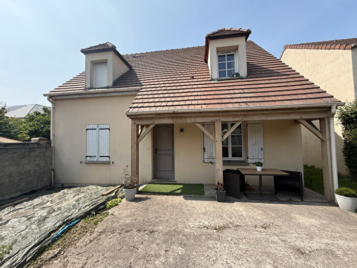Maison 7 pièces à Tremblay-en-France, ZAC Tremblay, Charles de Gaulle, à vendre