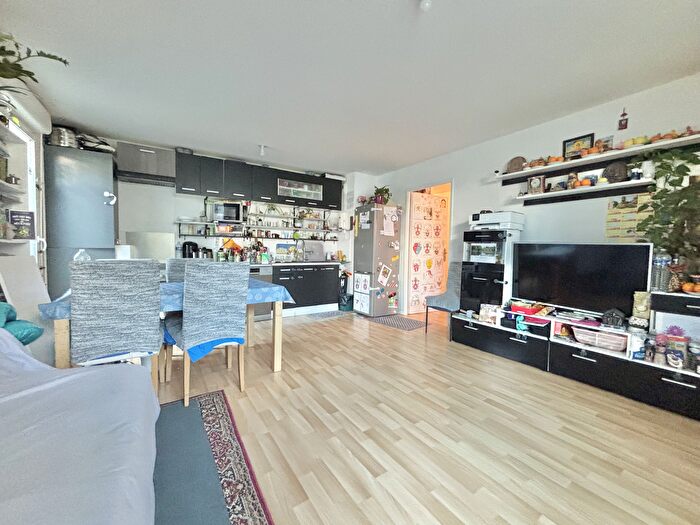 Appartement à vendre - Athis-Mons, Le Noyer Renard - 3 pièces - 2 chambres