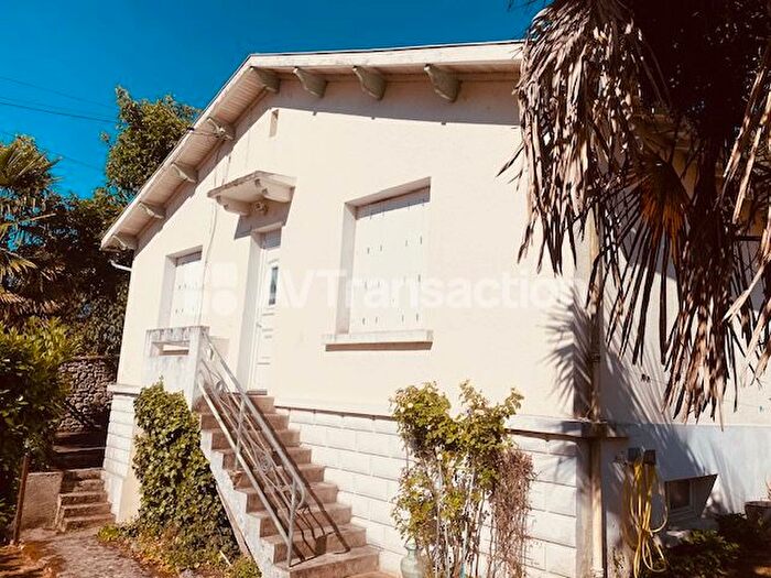 Angoulême, Saint-Cybard - Maison 5 pièces à vendre