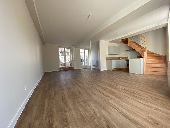 Appartement à louer - Dreux, Centre-ville - 4 pièces - 3 chambres