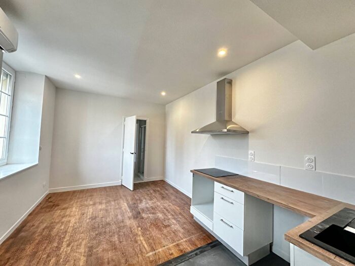 Appartement à louer - Carcassonne - 2 pièces - 1 chambre