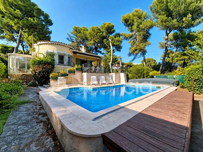 Le Cannet, Rocheville, Colombier, Campelières : Maison 6 pièces à vendre