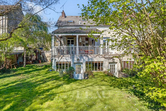 Maison à vendre - Montfort-lAmaury - 7 pièces - 5 chambres