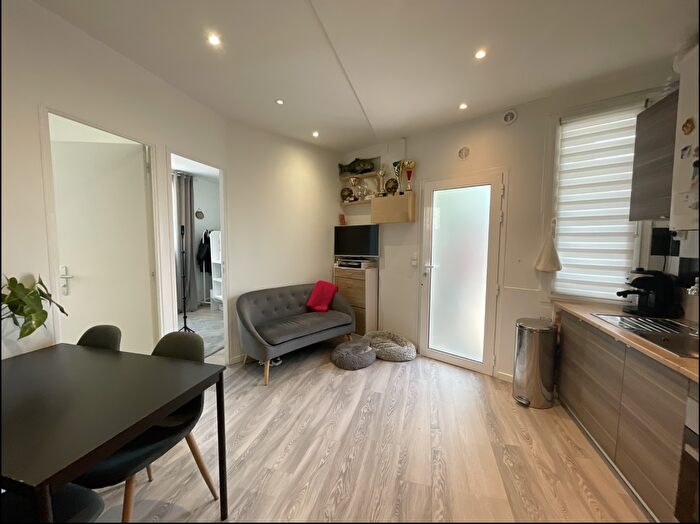 Appartement à vendre - Champigny-sur-Marne, Le Plateau - 3 pièces - 2 chambres