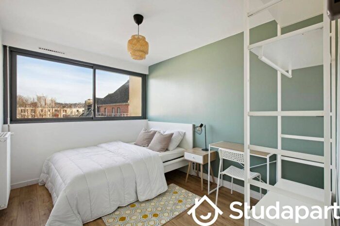 Appartement à louer - Centre Ville-Rive Gauche, Rouen - 1 pièce - 2 chambres