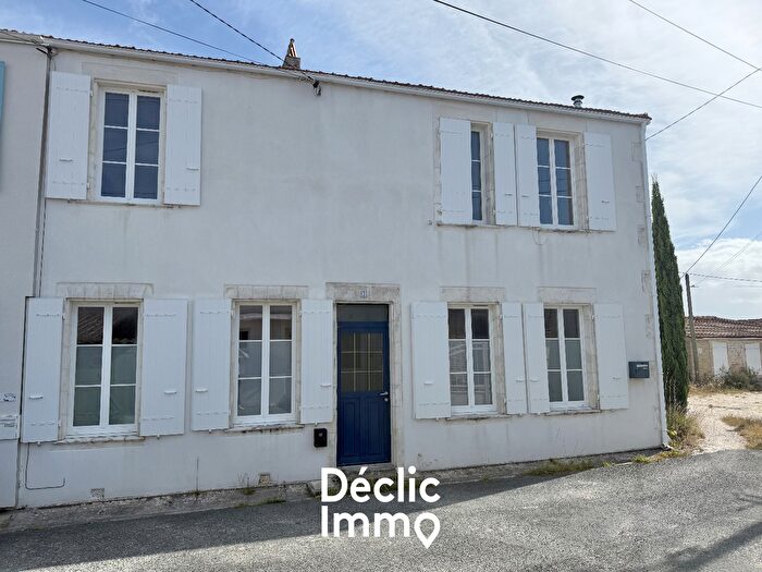 Maison 5 pièces à Le Château-d'Oléron, à vendre