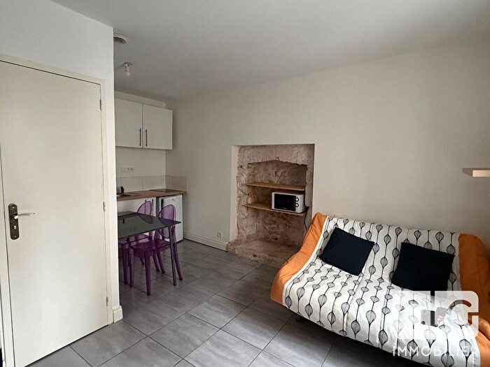 Appartement à louer - Centre Ville, Quimper - 1 pièce