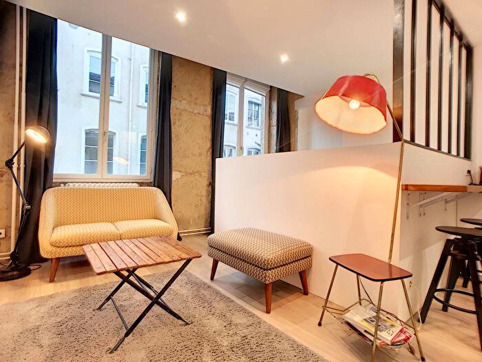 Ainay, Lyon 2ème arrondissement - Appartement 1 pièce à louer