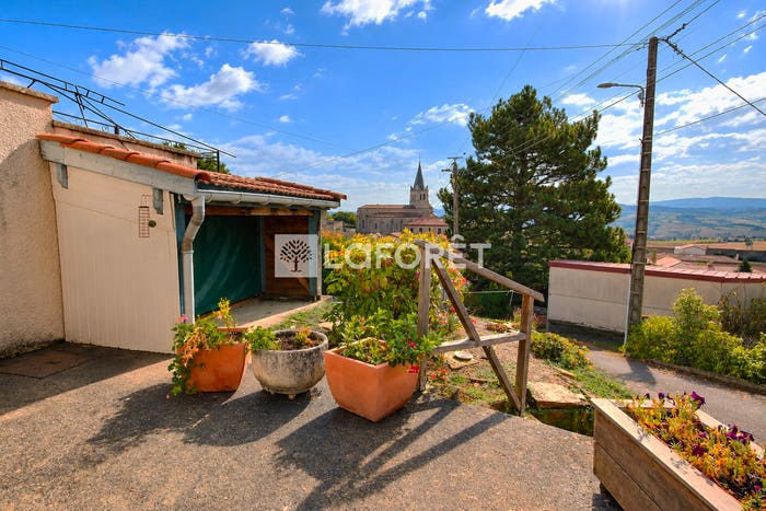 Maison 3 pièces à Pomeys, à vendre