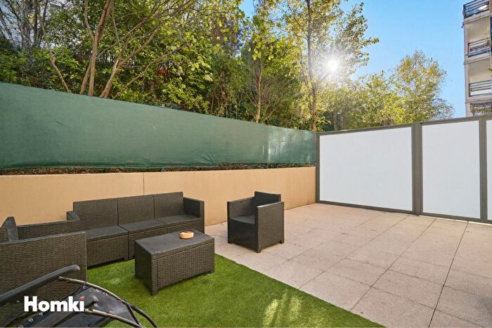 Appartement à vendre - Marseille e , Saint-Tronc - 3 pièces - 2 chambres