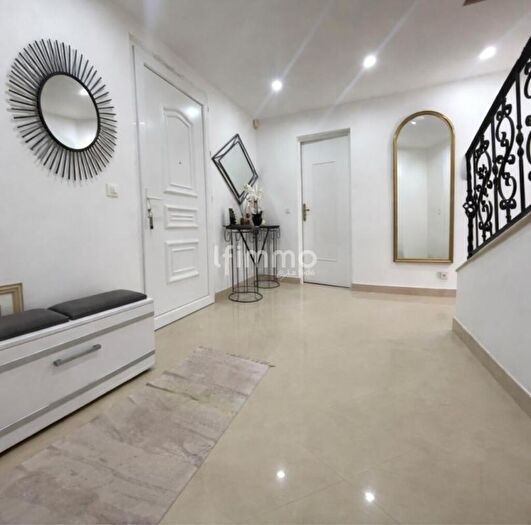 Maison 7 pièces à vendre à Noisy-le-Grand, Sud