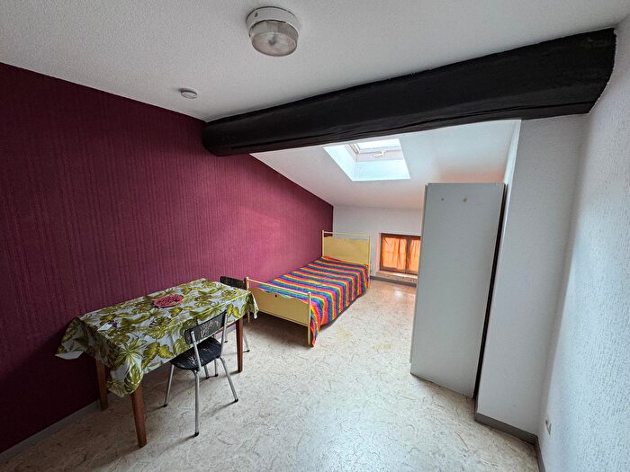 Appartement à louer - Saint-Étienne, Saint-Roch, Vivaraize, Valbenoite, Centre Deux - 1 pièce - 1 chambre