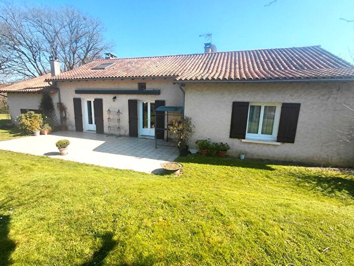 Maison à vendre - Saint-Saud-Lacoussière - 5 pièces - 3 chambres
