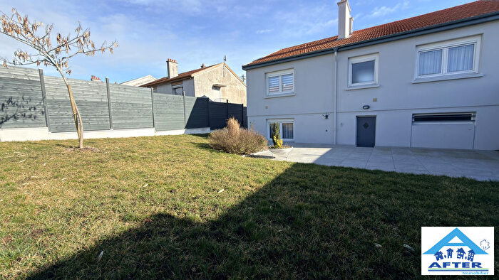 Maison à vendre - Varangéville - 6 pièces - 4 chambres