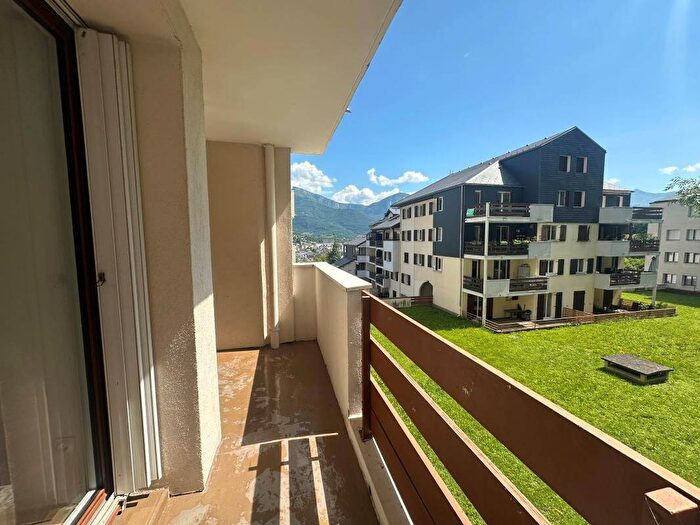 Appartement 3 pièces à Centre Ville, Chambéry, à louer