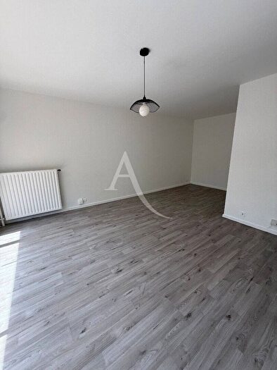 Centre Ville, Fresnes : Appartement 1 pièce à louer