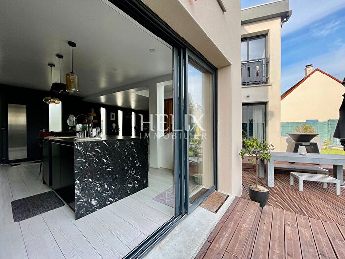 Maison à vendre - Chatou, Est - 5 pièces - 3 chambres