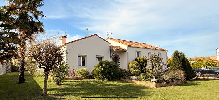 Maison à vendre - Saint-Mars-de-Coutais - 6 pièces - 3 chambres