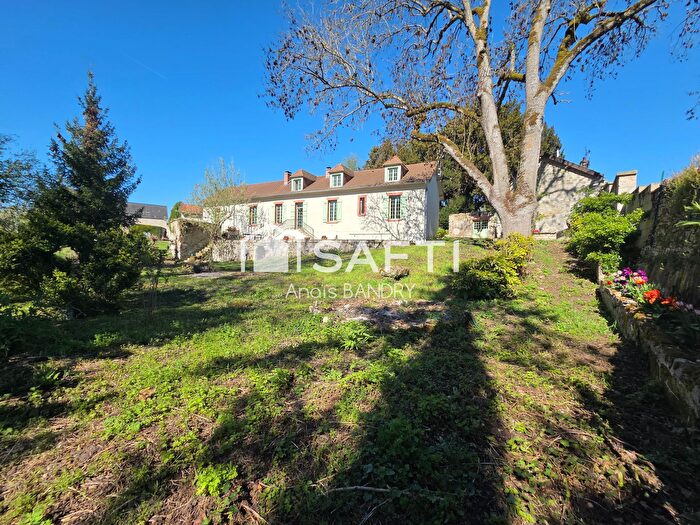 Maison 9 pièces à vendre - Moussy-Verneuil