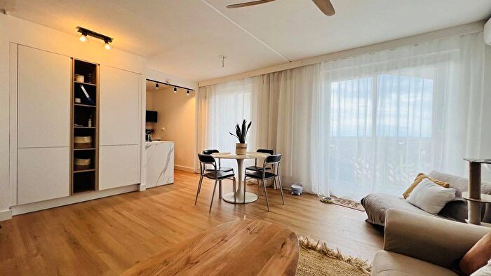 Jas de Bouffan, Aix-en-Provence - Appartement 3 pièces à louer