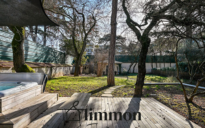 Maison à vendre - Villeurbanne, Grand Clément - 6 pièces - 5 chambres