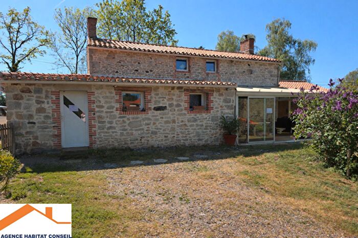Beaufou - Maison 5 pièces à vendre