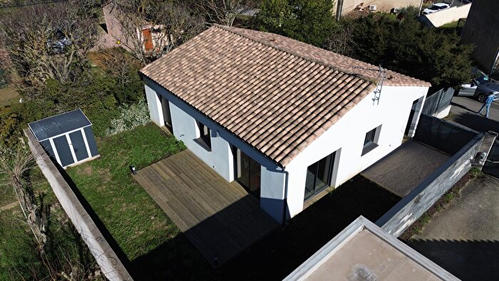 Maison à vendre - Villemoustaussou - 3 pièces - 2 chambres