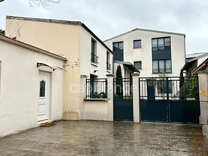 Appartement à vendre - Courbevoie, Hôtel de ville - 2 pièces - 1 chambre