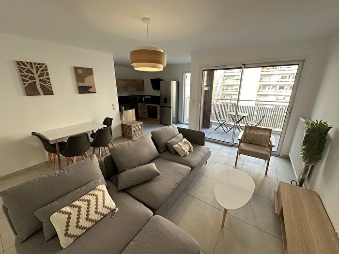 Appartement à vendre - Villeurbanne, Gratte Ciel - 3 pièces - 2 chambres