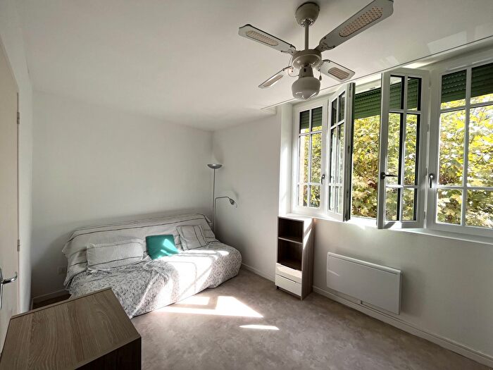 Appartement à louer - Montauban, Centre-ville - 1 pièce