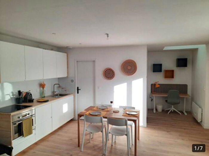 Appartement à louer - Villeurbanne, Charmettes - 2 pièces - 1 chambre