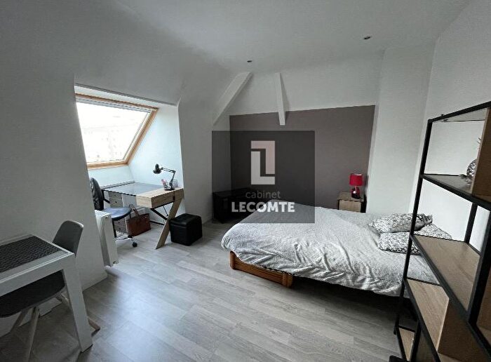 Appartement à louer - Quartiers Nord-Ouest, Villejean - 1 pièce