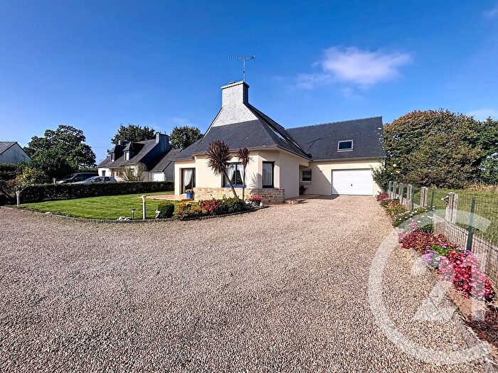 Maison à vendre - Plouaret - 5 pièces - 4 chambres