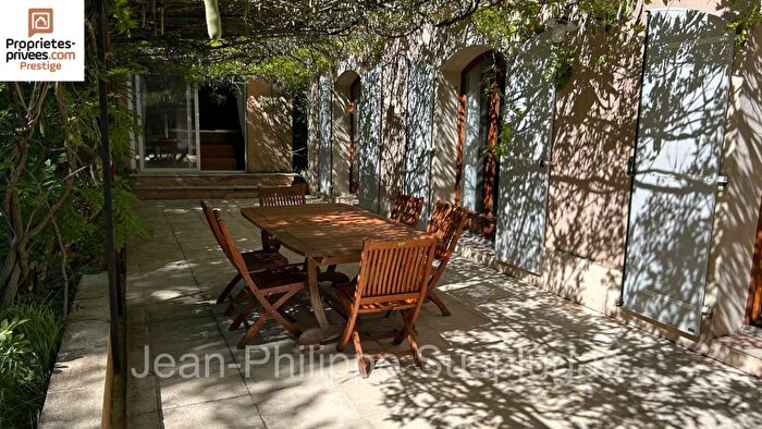 Plan-dAups-Sainte-Baume : Maison 6 pièces à vendre