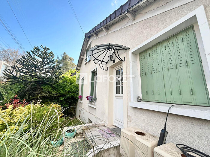 Maison à vendre - Gagny, Plateau, Franceville - 5 pièces - 3 chambres